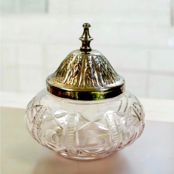 American Vintage | Accents | Gorgeous Vintage Cut Crystal Glass Jar ...